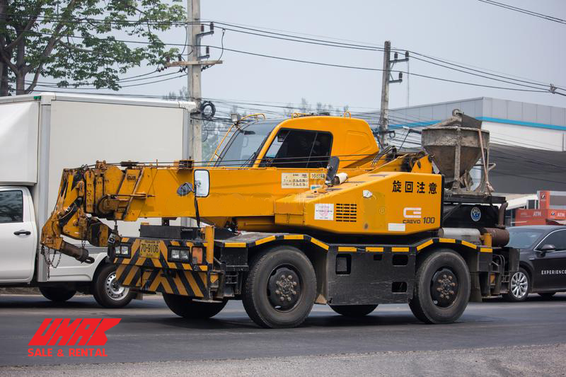 10T Mobile Crane KATO MR-100